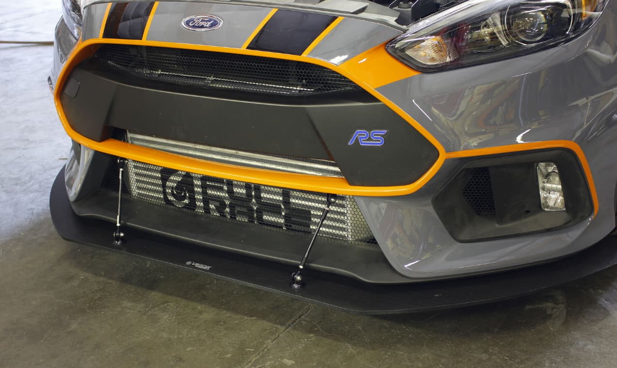 Undercover Like a Muddy 007: Must Have Mods for Ford Focus RS ...